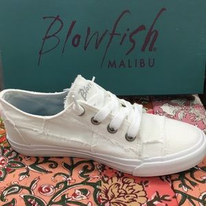 Blowfish | Shoes | Just Inblowfish White Canvas Sneakers | Poshmark